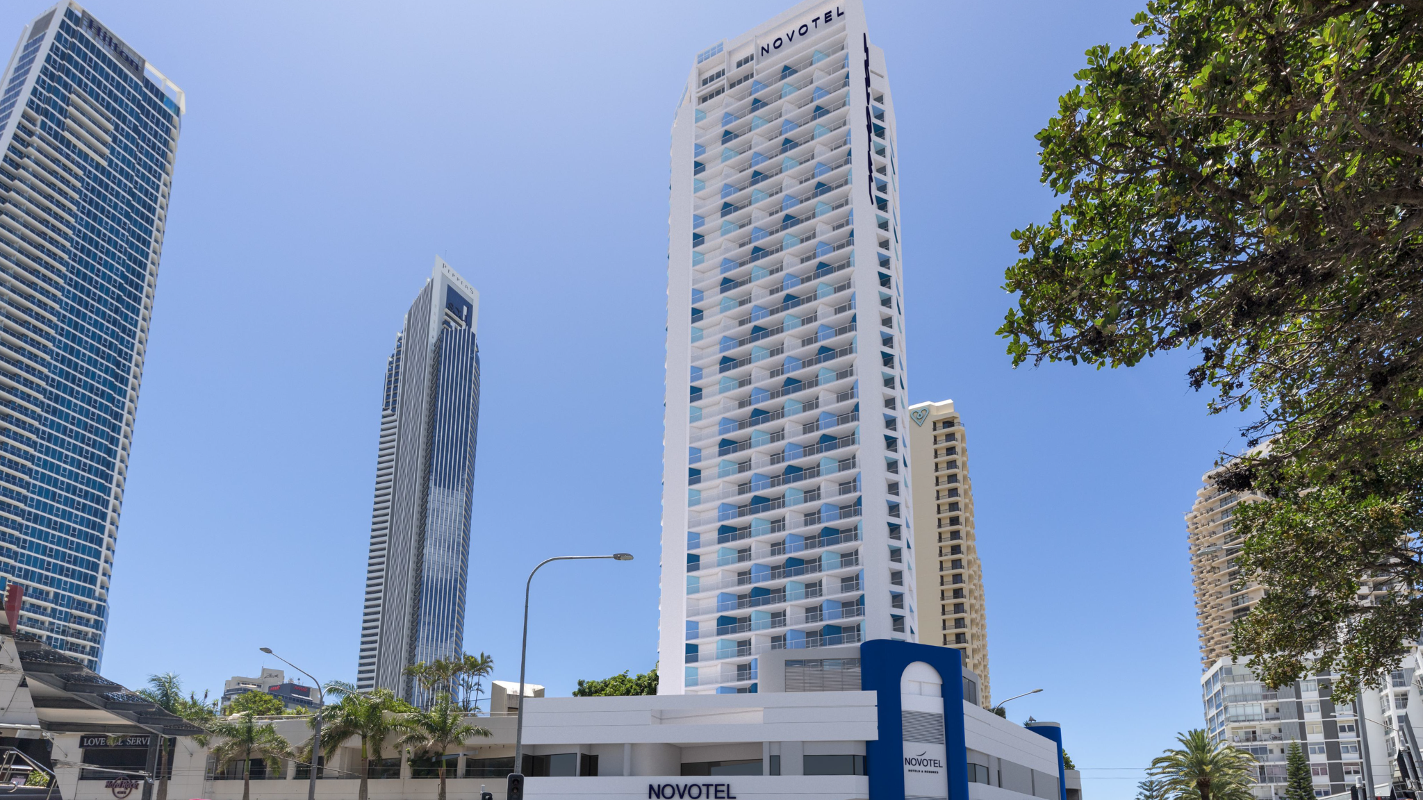 Water Based Activities on the Coast | Novotel Surfers Paradise
